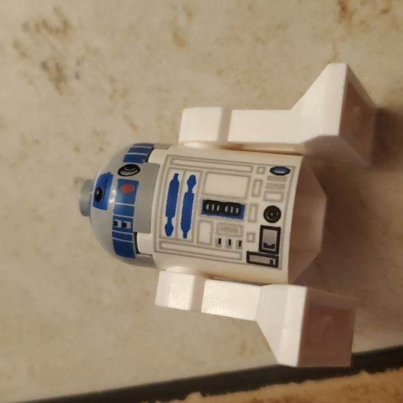 Lego | Toys | Lego Star Wars R2d2 Flat Silver Head | Poshmark